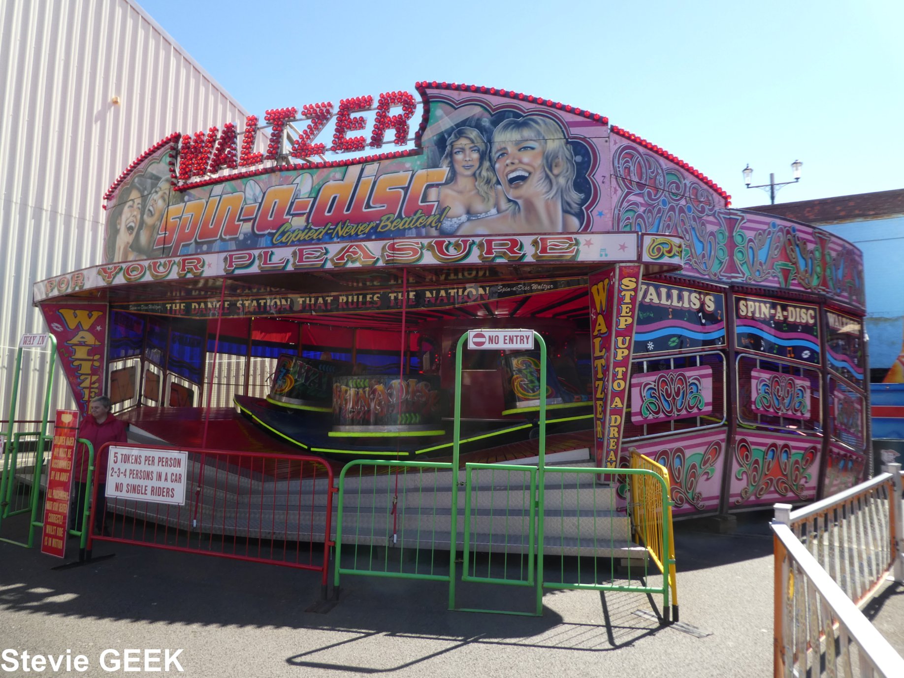 Spin-A-Disc - Coasterpedia - The Amusement Ride Wiki