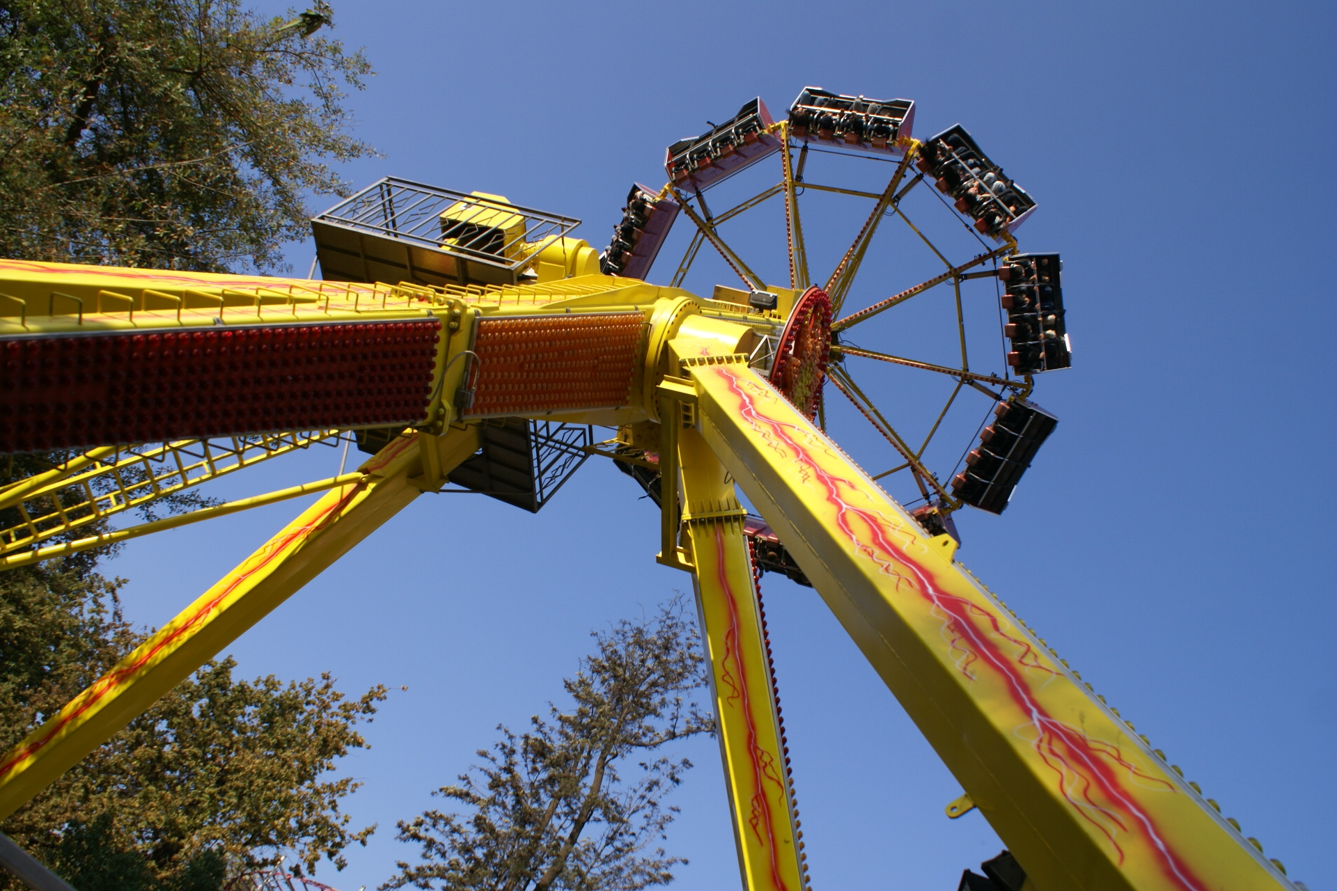 Evolution (Fantasilandia) - Coasterpedia - The Amusement Ride Wiki