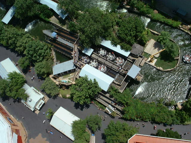 Roaring Rapids (Six Flags Over Texas) - Coasterpedia - The Amusement ...