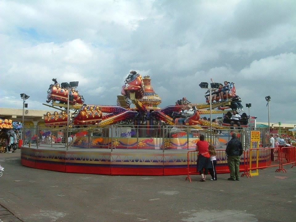 Techno Jump (Piccaluga) - Coasterpedia - The Amusement Ride Wiki