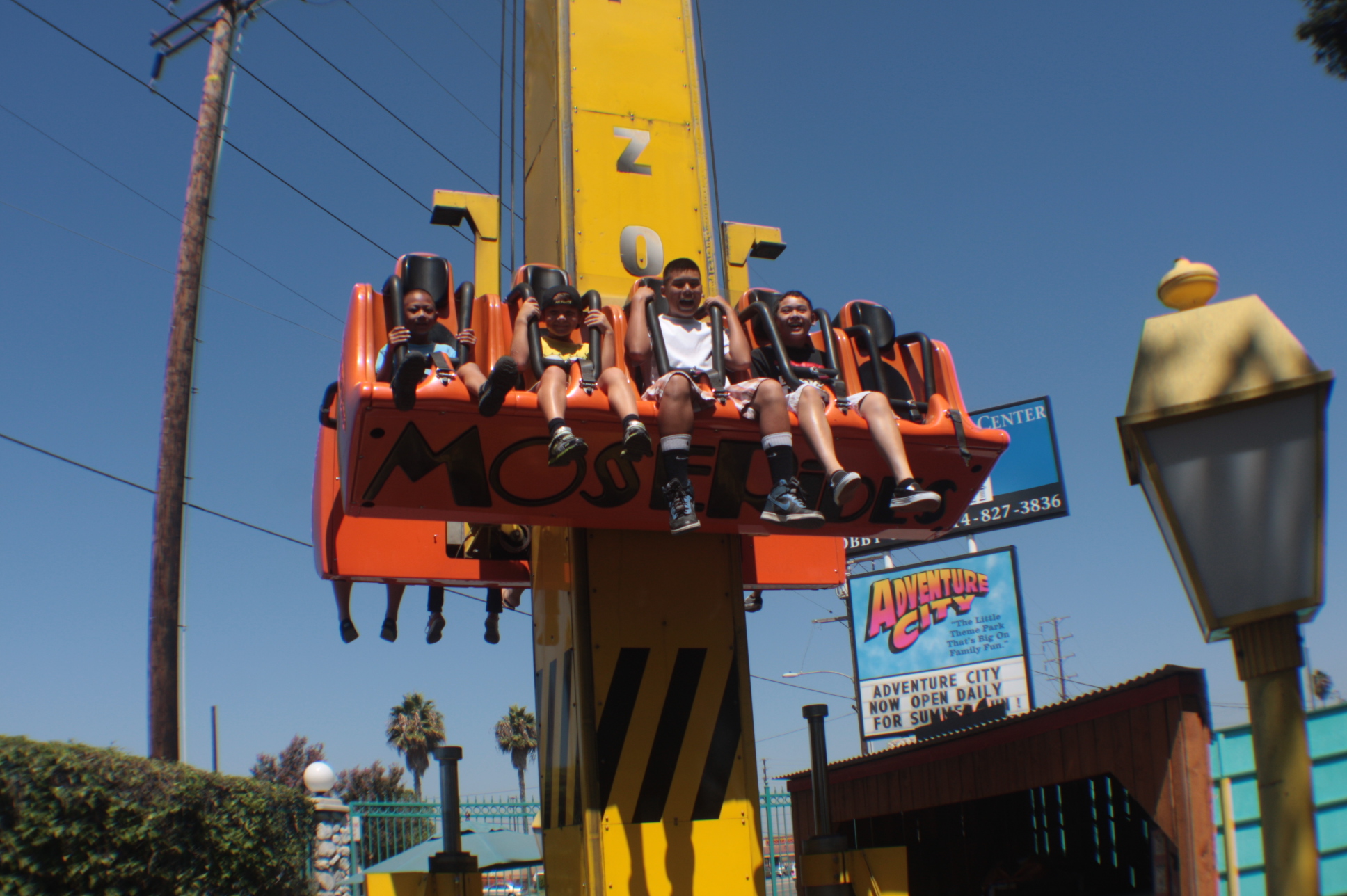 Drop Zone (Adventure City) - Coasterpedia - The Amusement Ride Wiki