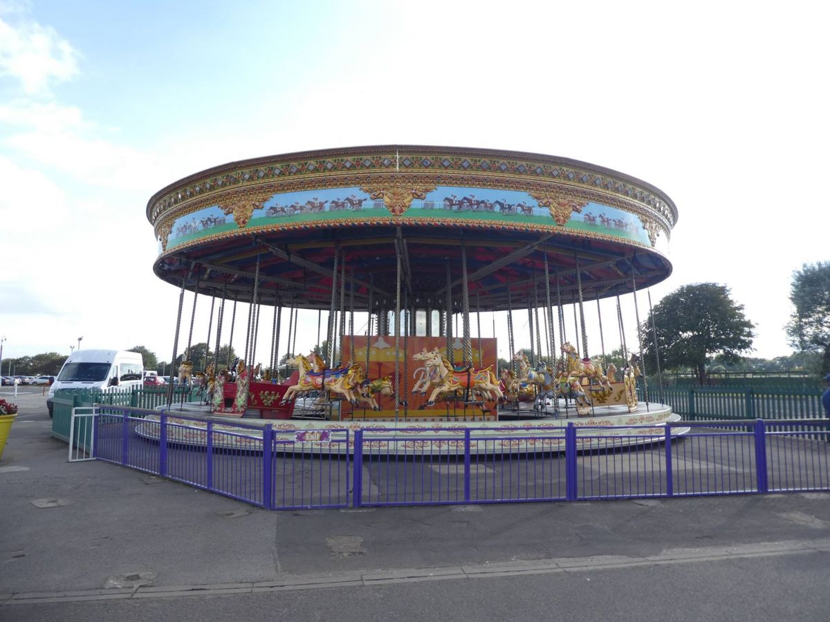 Carousel (Butlin's Skegness) - Coasterpedia - The Roller Coaster and ...