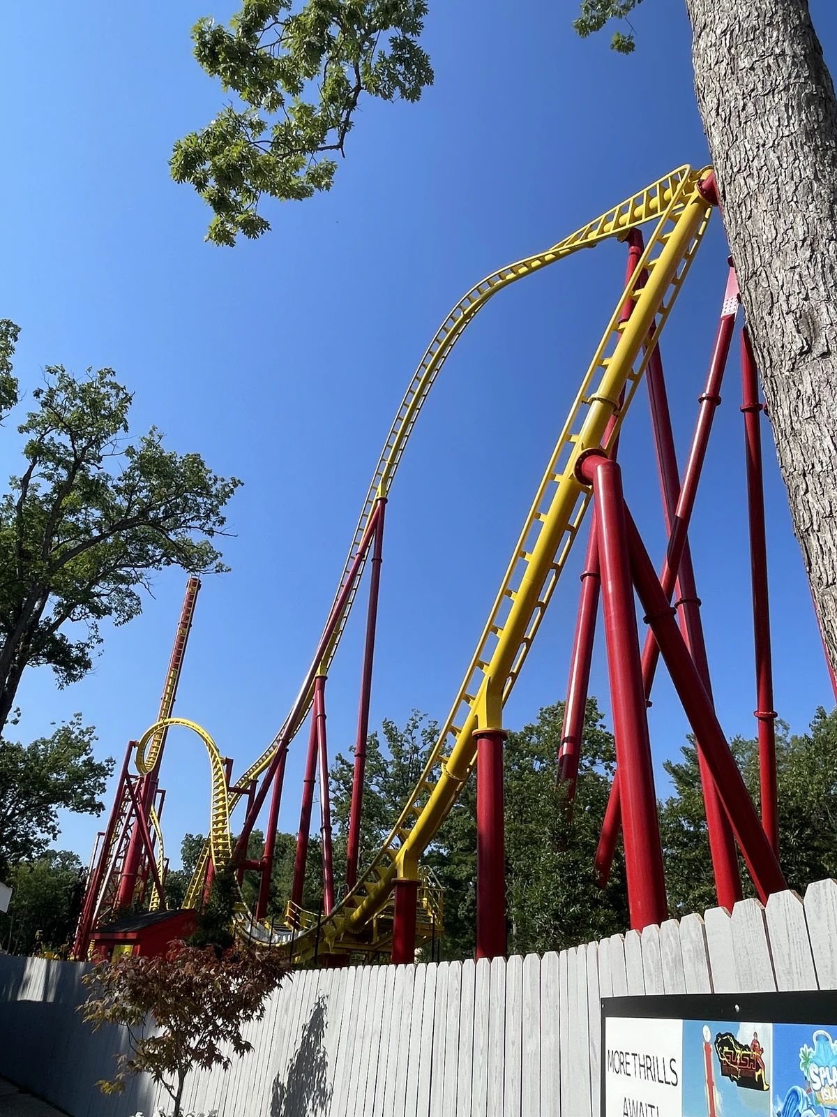 Flash: Vertical Velocity (Six Flags Great Adventure) - Coasterpedia ...
