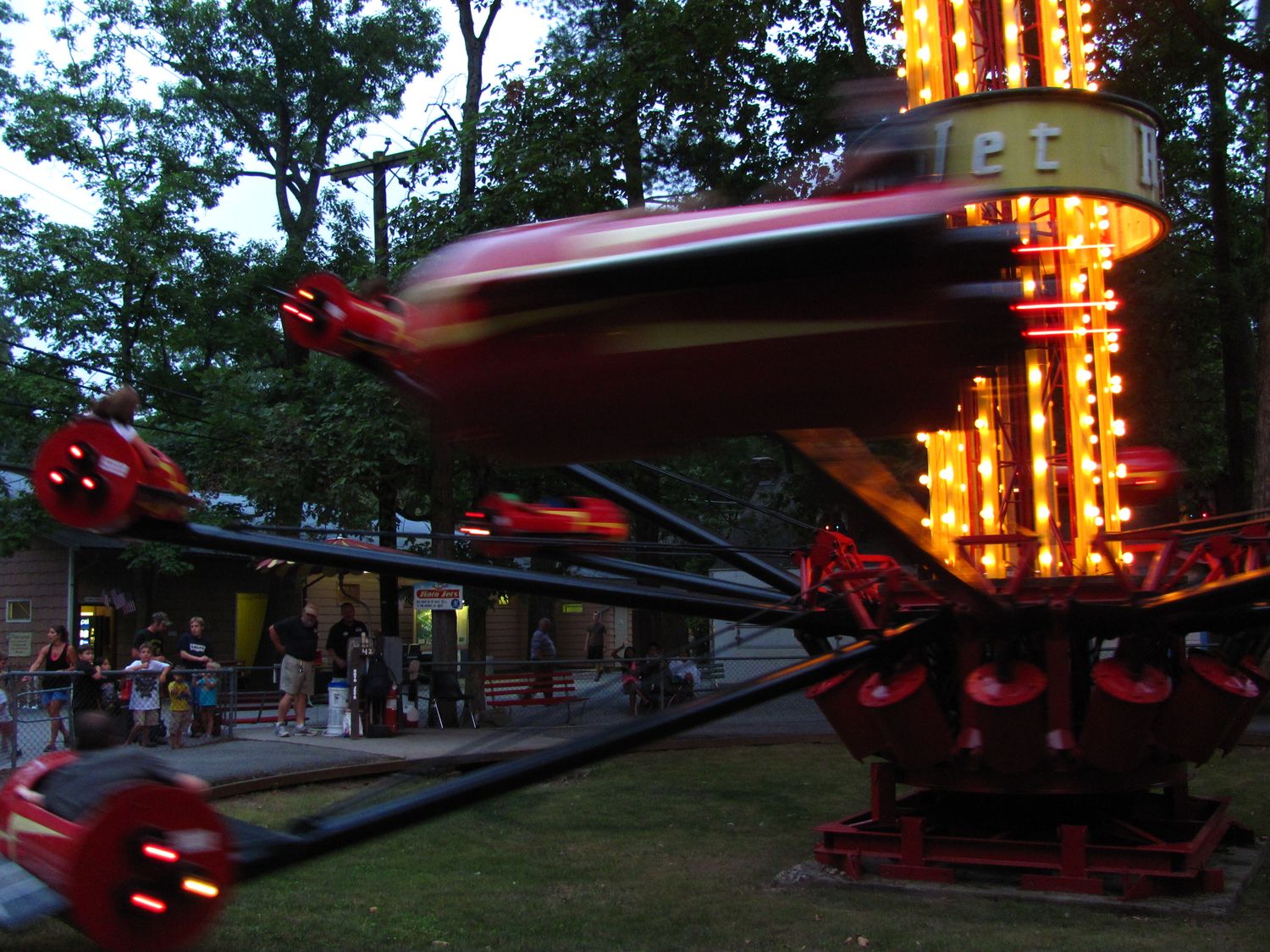 Roto Jets (Knoebels Amusement Park & Resort) - Coasterpedia - The ...