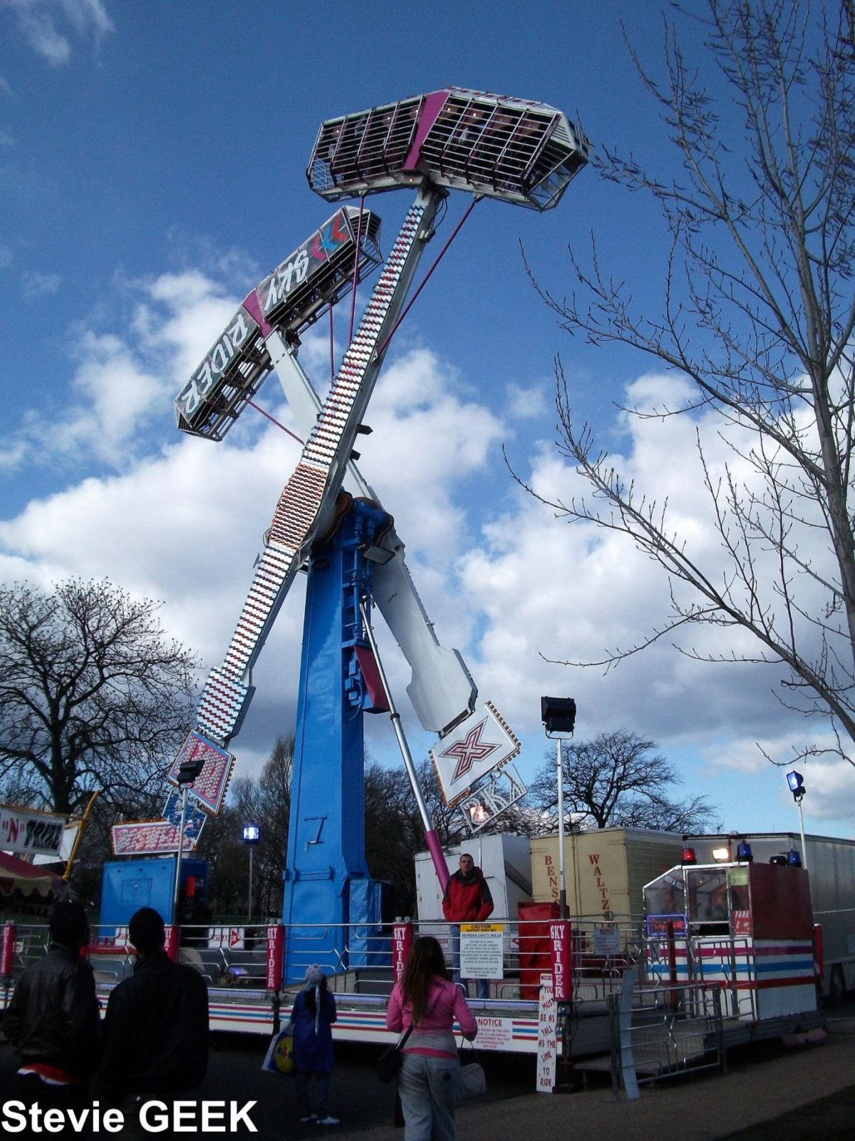 Sky Rider (Erbil Family Fun) - Coasterpedia - The Roller Coaster and ...