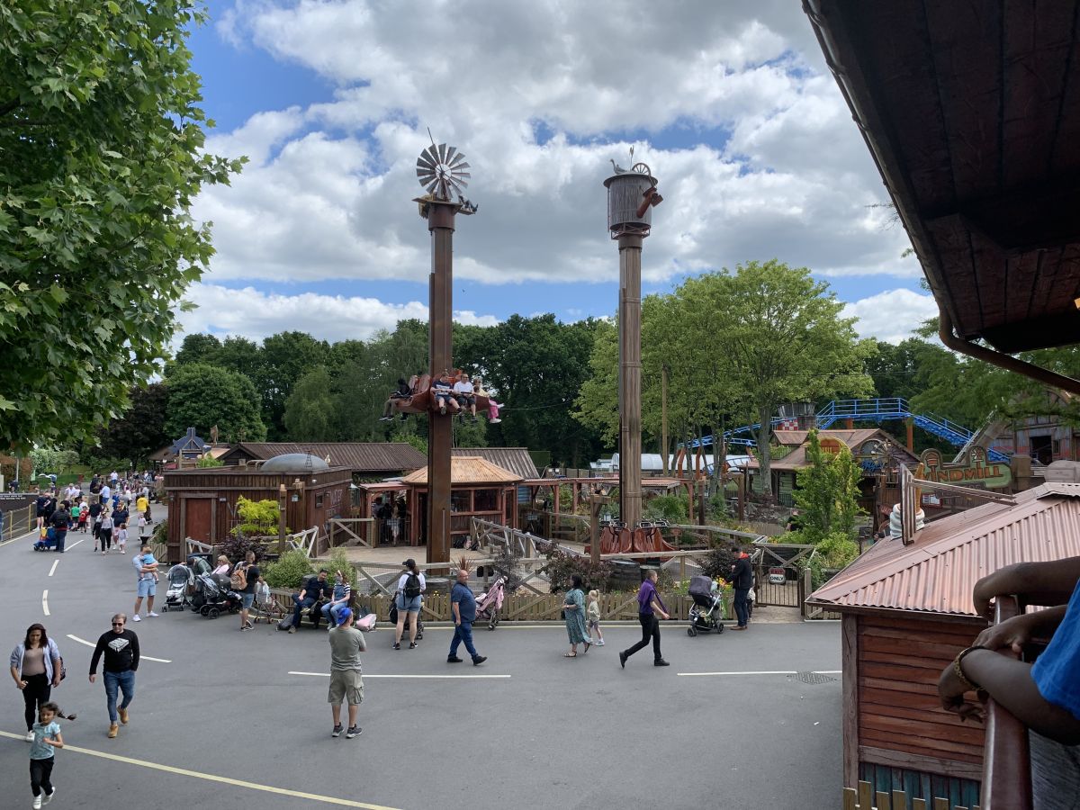 Windmill Towers - Coasterpedia - The Roller Coaster and Flat Ride Wiki