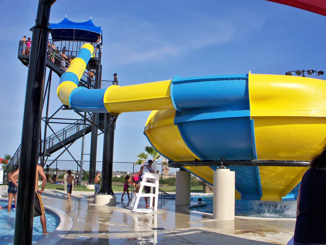 Bowl Slide (Killeen Aquatic Center) - Coasterpedia - The Amusement Ride ...
