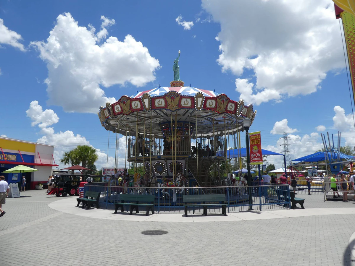 Carousel (Fun Spot Orlando) - Coasterpedia - The Amusement Ride Wiki
