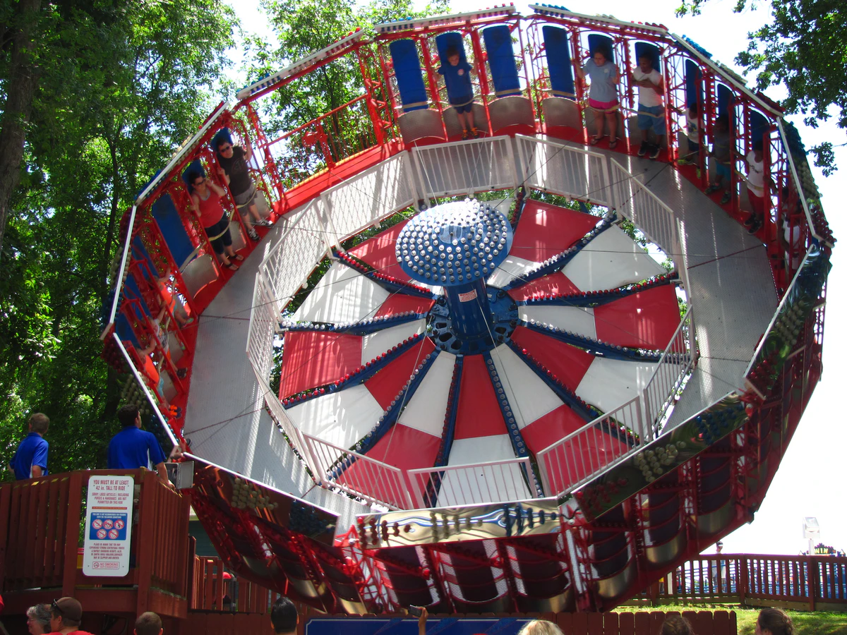 Revolution (Holiday World) - Coasterpedia - The Amusement Ride Wiki