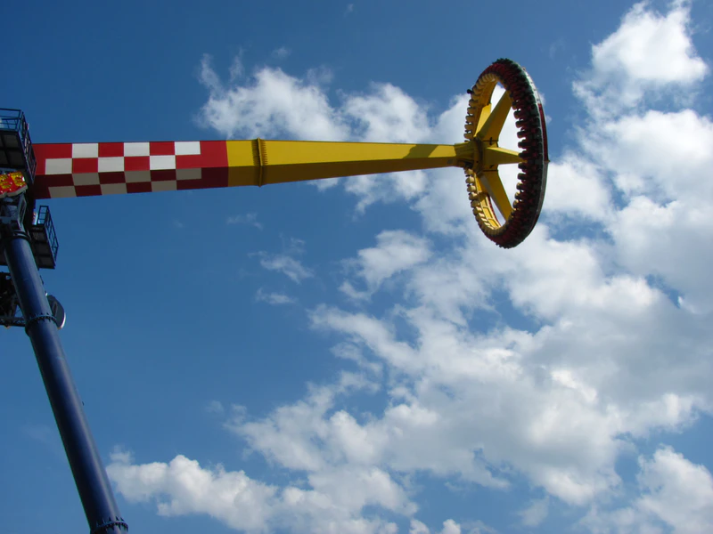 Giant Frisbee (Nagashima Spa Land) - Coasterpedia - The Amusement Ride Wiki