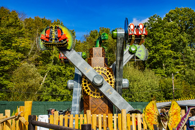 Nebulaz (Parc Saint Paul) - Coasterpedia - The Amusement Ride Wiki