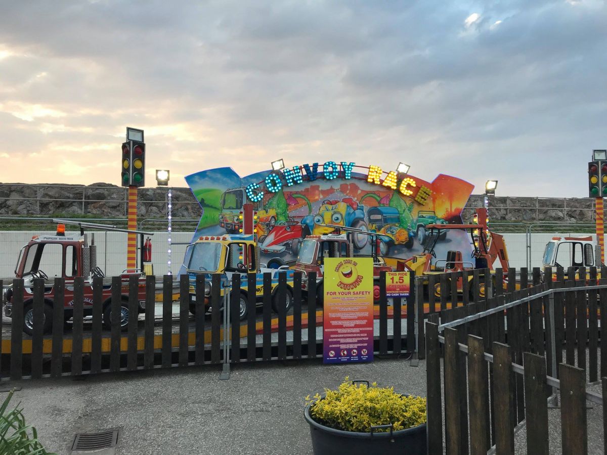 Convoy Race (Knightly's Fun Park) - Coasterpedia - The Roller Coaster ...