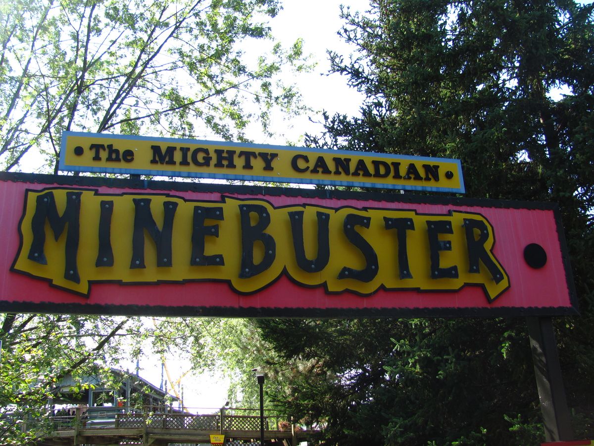 Mighty Canadian Minebuster - Coasterpedia - The Roller Coaster and Flat ...
