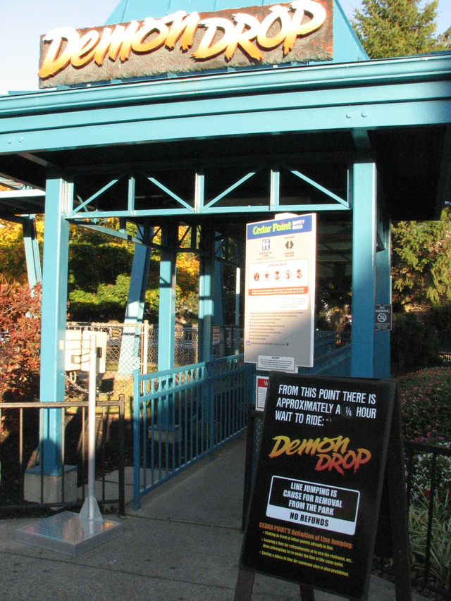 File:Demon Drop (Cedar Point) 2009 05.jpg - Coasterpedia - The ...