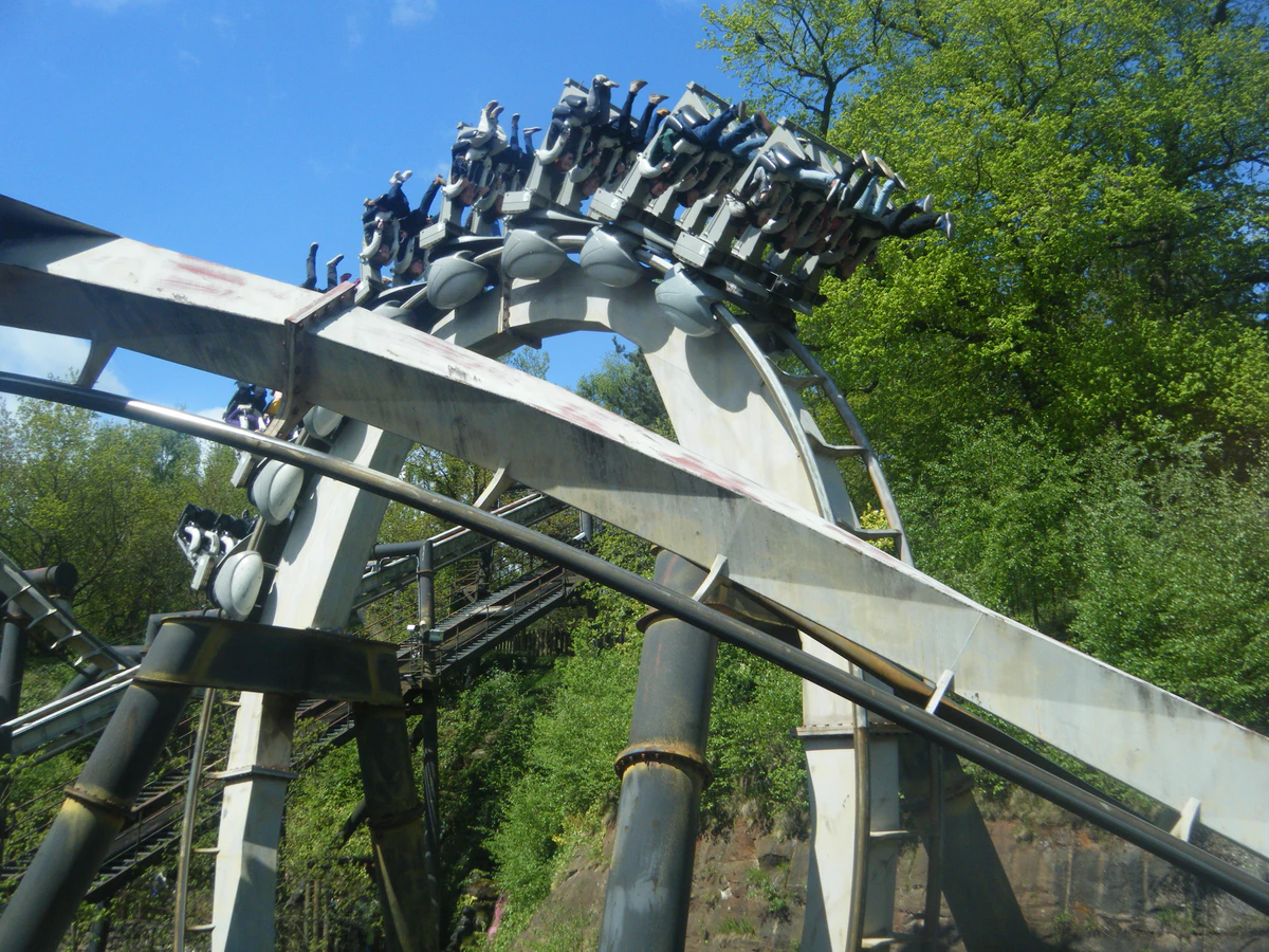 Inverted roller coaster - Coasterpedia - The Amusement Ride Wiki