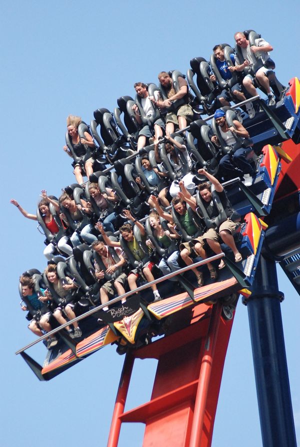 Dive Coaster - Coasterpedia - The Roller Coaster and Flat Ride Wiki