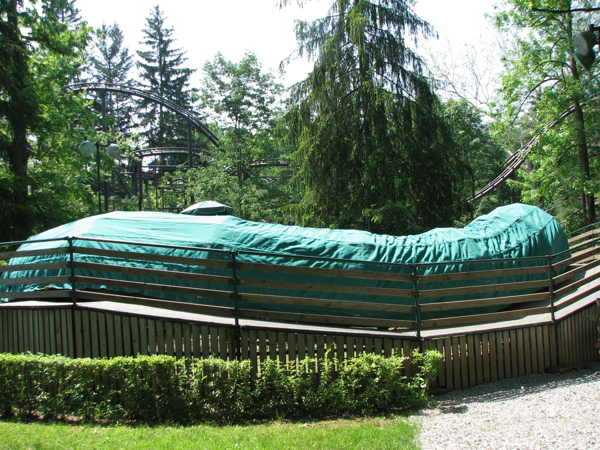 Caterpillar (Idlewild & SoakZone) - Coasterpedia - The Amusement Ride Wiki