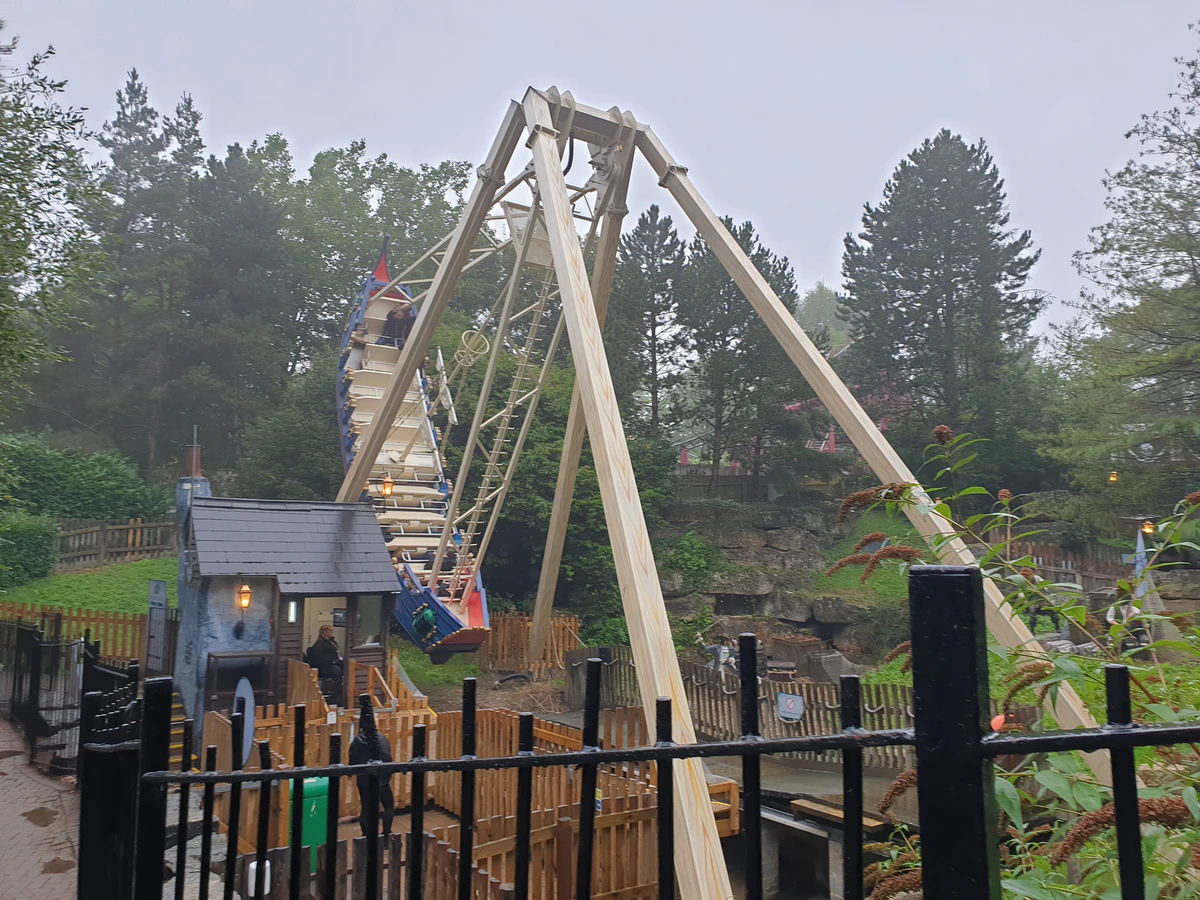 Sinbad (Metallbau Emmeln product) - Coasterpedia - The Amusement Ride Wiki