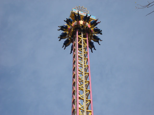 Xtreme-Fall - Coasterpedia - The Amusement Ride Wiki