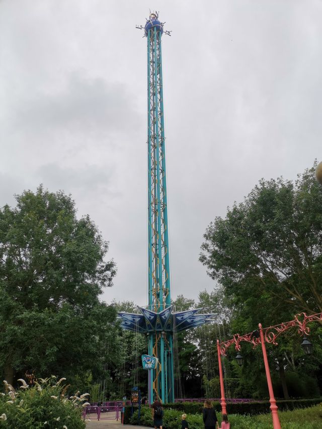 Nachtwacht-Flyer - Coasterpedia - The Roller Coaster and Flat Ride Wiki
