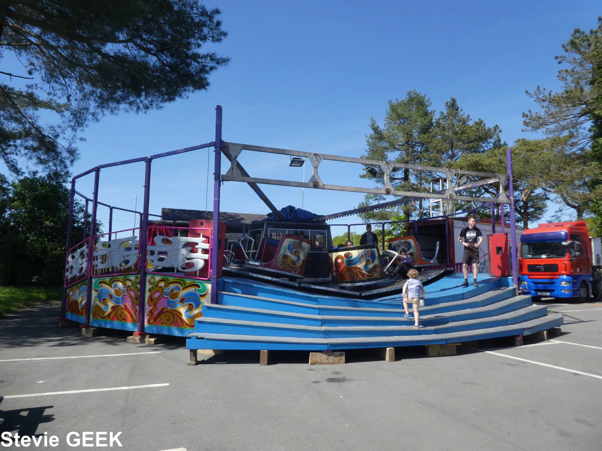 Waltzer (George Simons) - Coasterpedia - The Amusement Ride Wiki