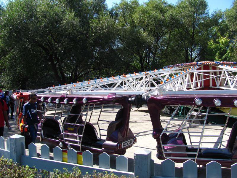 Sky Lab (HUSS product) - Coasterpedia - The Roller Coaster and Flat ...