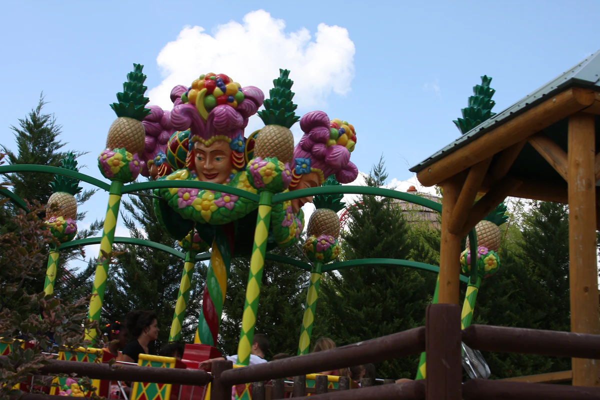 Tango (Six Flags Great Adventure) - Coasterpedia - The Amusement Ride Wiki
