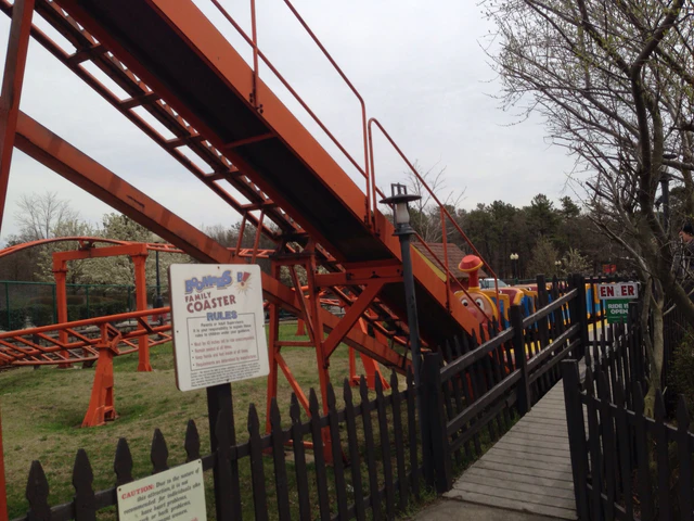 Roller Coaster (Boomers Family Fun Center) - Coasterpedia - The ...