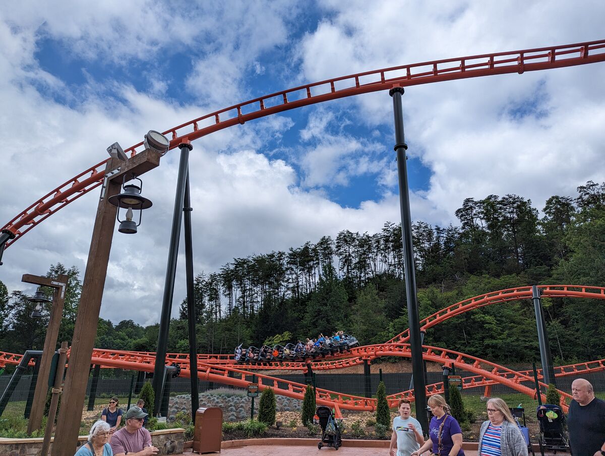 Thunderhead Roller Coaster Logo
