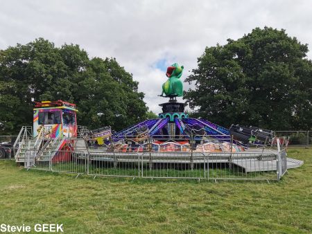 Crazy Frog (Edward Evans) - Coasterpedia - The Roller Coaster and Flat ...