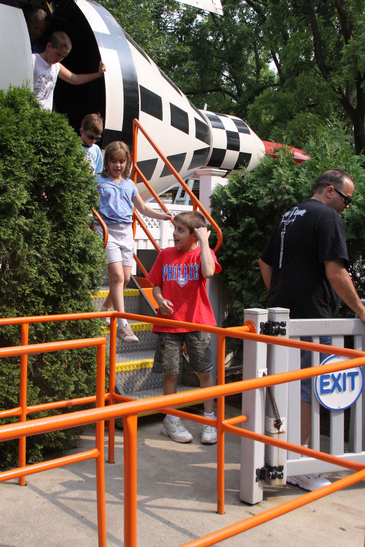 Astroliner (Dutch Wonderland) - Coasterpedia - The Roller Coaster and ...