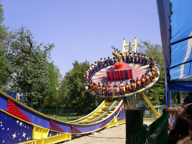 Disko (Fantasilandia) - Coasterpedia - The Amusement Ride Wiki
