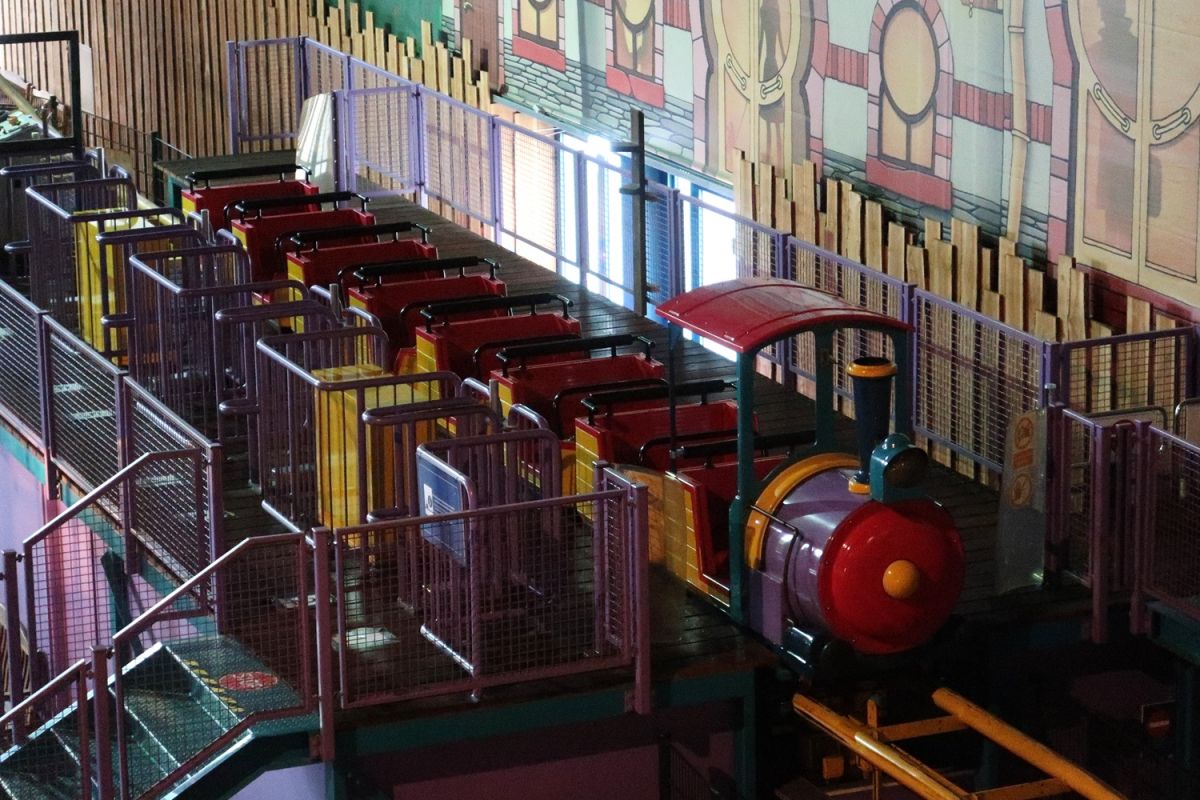 Toos-Express - Coasterpedia - The Roller Coaster and Flat Ride Wiki