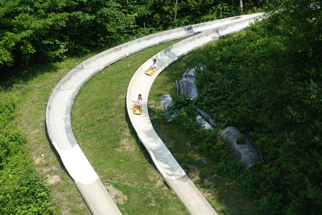 Alpine Slide (Attitash Mountain Resort) - Coasterpedia - The Amusement ...