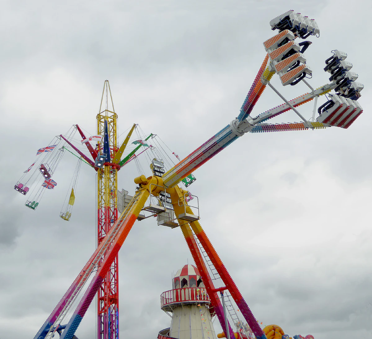 Freak Out (Treasure Island Amusement Park) - Coasterpedia - The ...