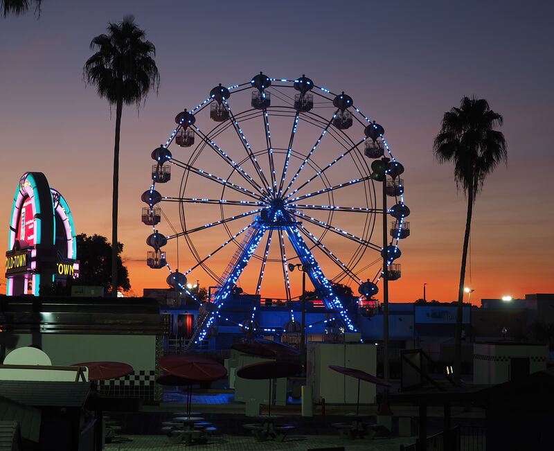 Ferris Wheel (Old Town, 2017) - Coasterpedia - The Roller Coaster and ...