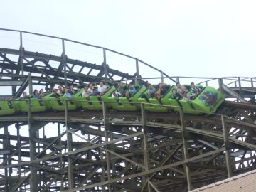 Monstre - Coasterpedia - The Roller Coaster and Flat Ride Wiki
