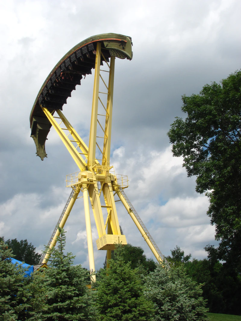 Looping Starship (Valleyfair) - Coasterpedia - The Amusement Ride Wiki