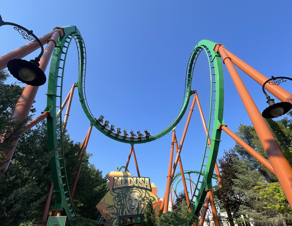 Medusa (Six Flags Great Adventure) - Coasterpedia - The Roller Coaster and Flat Ride Wiki