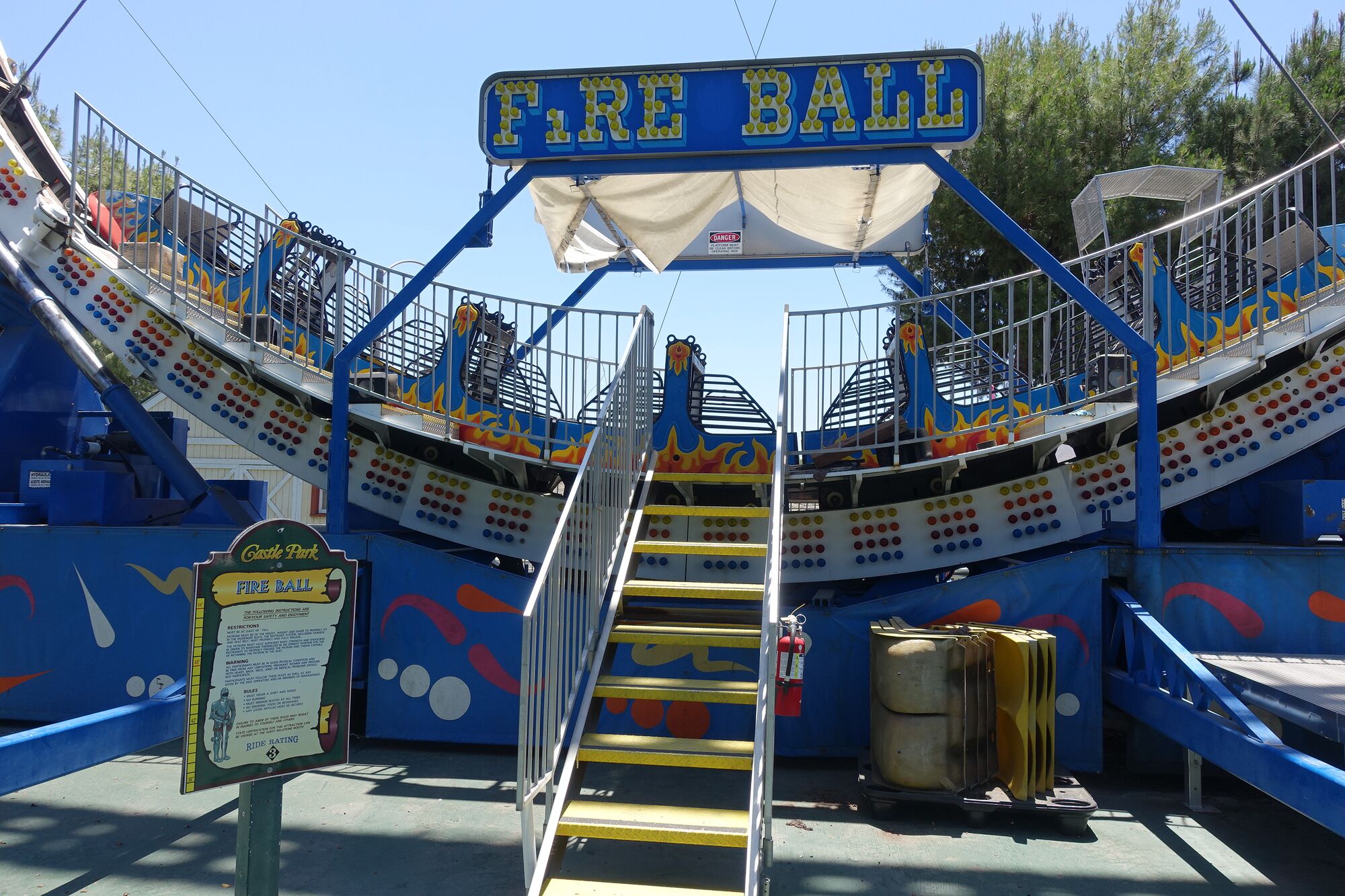 Fire Ball (Castle Park) - Coasterpedia - The Roller Coaster and Flat ...