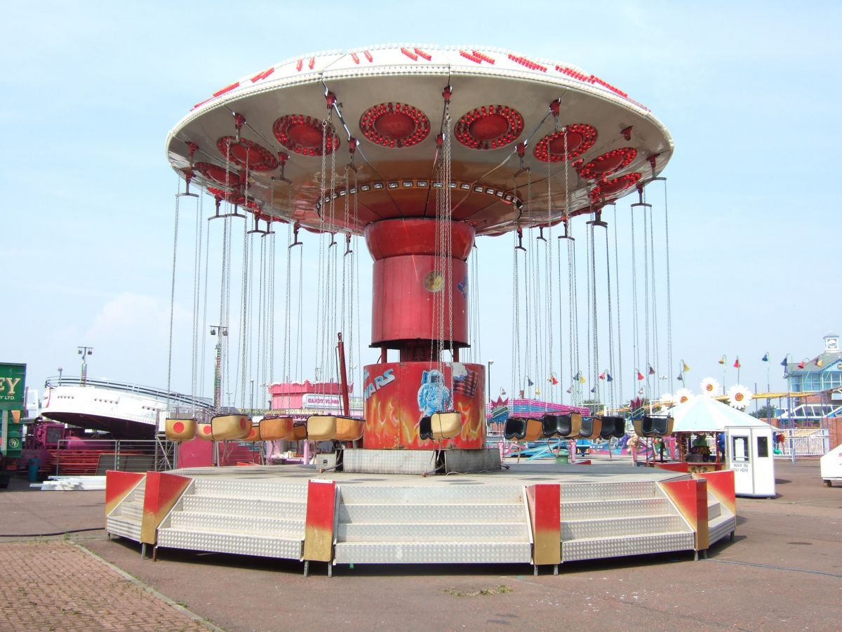 Waveswinger (Taylor Davis) - Coasterpedia - The Roller Coaster and Flat ...