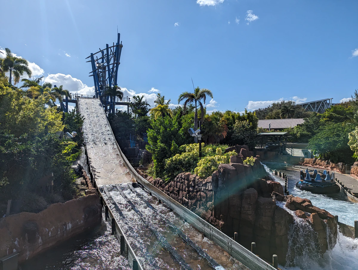 Infinity Falls - Coasterpedia - The Amusement Ride Wiki