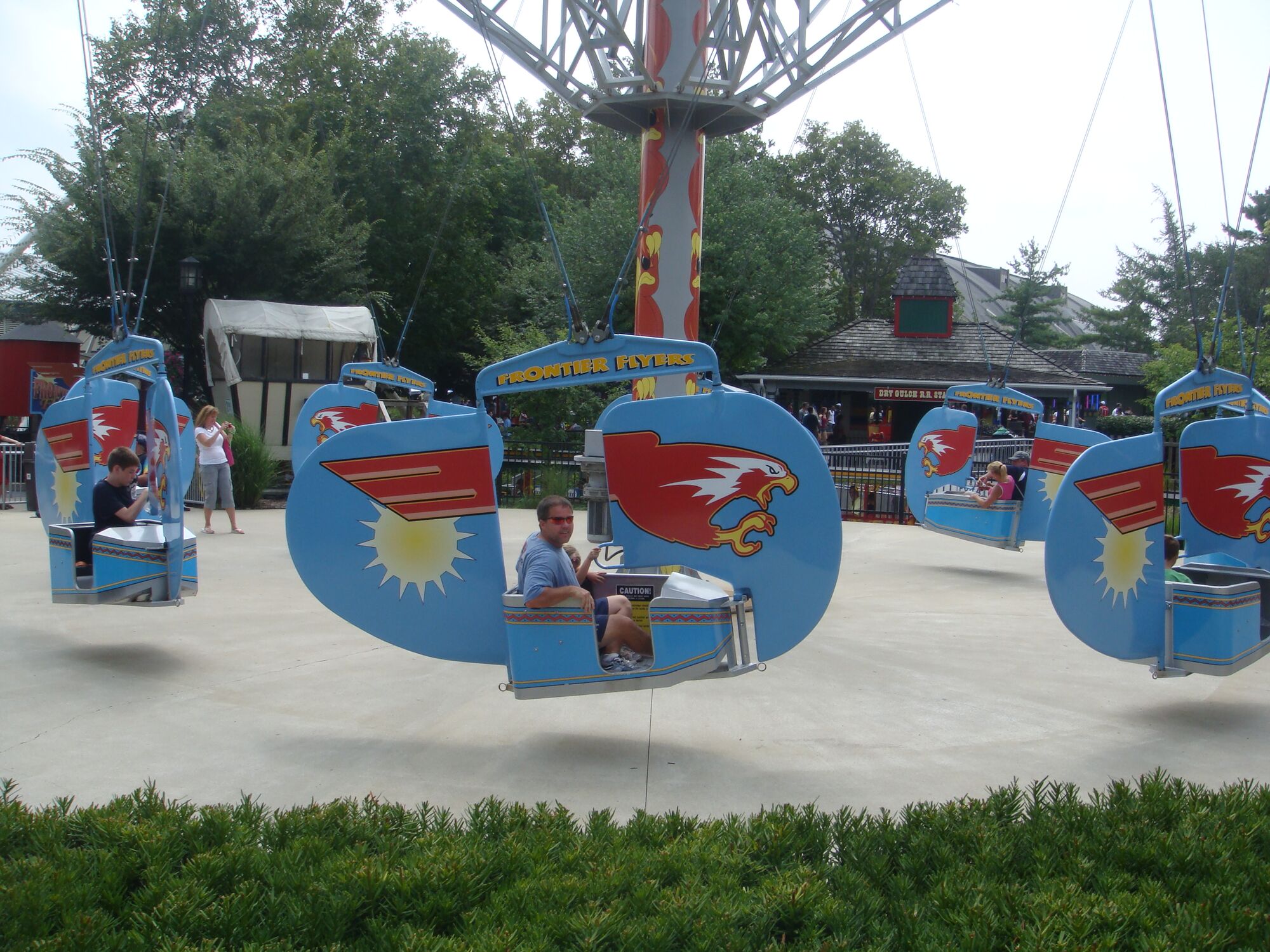 Frontier Flyers (Hersheypark) - Coasterpedia - The Roller Coaster and ...