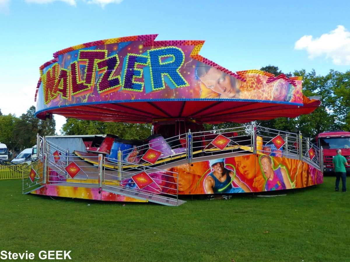 Waltzer (Courtown Harbour Amusement Park) - Coasterpedia - The Roller ...