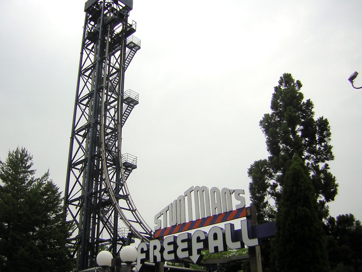 Stuntman's Freefall - Coasterpedia - The Roller Coaster and Flat Ride Wiki
