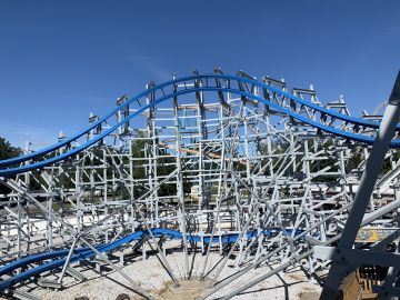 Twisted Cyclone - Coasterpedia - The Roller Coaster and Flat Ride Wiki