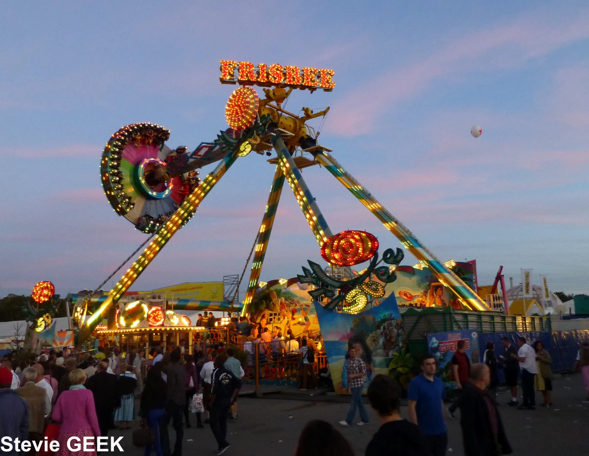 Frisbee (Gould) - Coasterpedia - The Amusement Ride Wiki