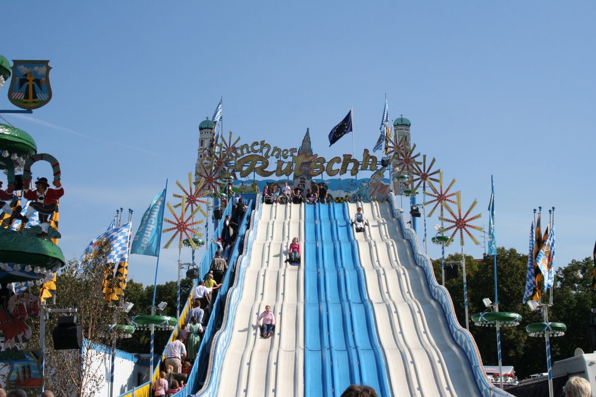 Giant Slide - Coasterpedia - The Roller Coaster and Flat Ride Wiki