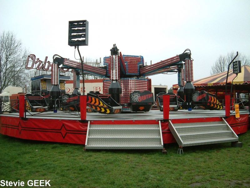 Orbiter (Batu Night Spectacular) - Coasterpedia - The Roller Coaster ...