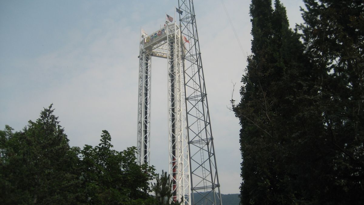 Rocket (Lagoon) - Coasterpedia - The Roller Coaster and Flat Ride Wiki